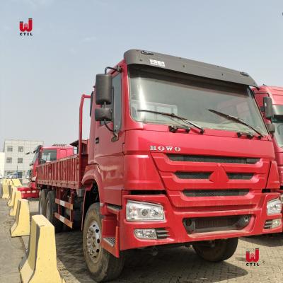 China Howo 6x4 Cargo Box Truck 30t Heavy Duty Cargo Van HW76 for sale