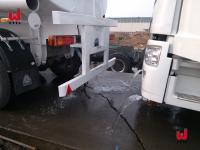 China Sinotruk 371HP Water Sprinkler Truck Tank 20m3 20 Cubic Meters for sale