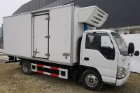China 98HP Freezer Box Truck 5t Left Hand Drive Isuzu Engine for sale