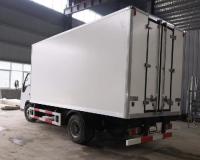 China 98HP Freezer Box Truck 5t Left Hand Drive Isuzu Engine for sale
