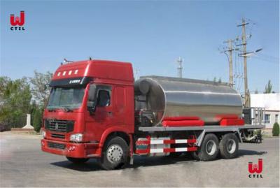 China Euro 4 Asphalt Distributor Truck Sprayer 6x4 Road Construction for sale