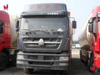China HOWO 8X4 Dry Bulker Cement Truck  9.726l Bulker Cement Tanker for sale