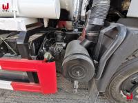 China Dongfeng 6CBM Light Duty Vacuum Suction Pump Suction Sewage Truck for sale