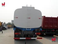 China Sinotruk HOWO 8X4 40000L Oil / Fuel Tank Truck WD615.47 Engine for sale