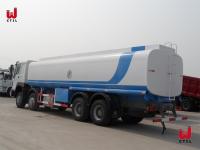 China Sinotruk HOWO 8X4 40000L Oil / Fuel Tank Truck WD615.47 Engine for sale