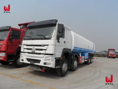 China Sinotruk HOWO 8X4 40000L Oil / Fuel Tank Truck WD615.47 Engine for sale