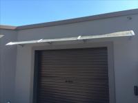 China CE 80x150cm Polycarbonate Farmhouse Window Awning for sale