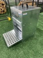 China 5kg Giantz Auto Chicken Feeder Automatic Chook Poultry Treadle Self Opening Coop for sale