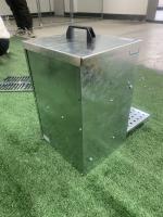 China 5kg Giantz Auto Chicken Feeder Automatic Chook Poultry Treadle Self Opening Coop for sale