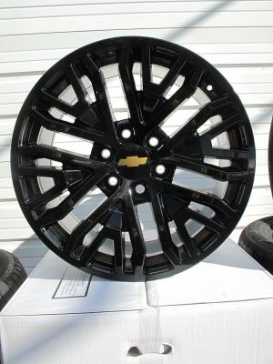 China Gloss Black GMC Replica Wheels Yukon Sierra Factory Style With Tires 5906 22