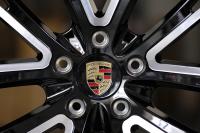 China 21X9.5 21X11 Forged Alloy Wheels Custom PCD 5x130 Black Surface ISO16949 for sale