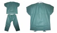 China PP SMS Microporous Disposable Isolation Gowns Safety Coverall Clothing for sale