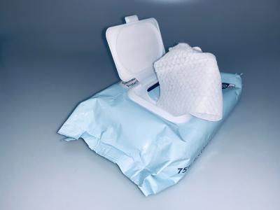 China Personal Care Sterllization 99.9% Isopropyl Alcohol Wipes for sale
