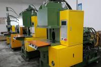 China 85 Ton Vertical Mode - Locking Horizontal Injection Tie Bar Less Machine for sale