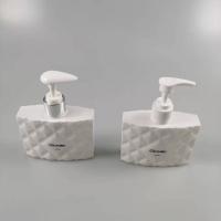China Eco-friendly PET White Square Plastic Shampoo Bottles 250ml 500ml 1000ml Empty Body Wash Pump Bottle for sale