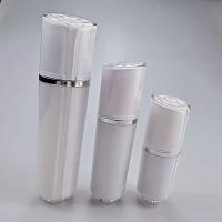 China Round Acrylic Jar 30g 50g for Lotion Packaging Sealing Type Screw Cap for sale
