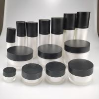 China 110g Plastic Cap Round Acrylic Black and White Cream Jar with Black Lid for Skin Care for sale