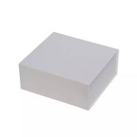 China Custom White Paperboard Luxury Magnetic Folding Gift Box   Closure For Easy To Ship for sale