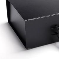 China Custom Logo Cosmetic Packaging Box Folding Magnet Make Up Gift Box for sale