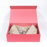 China Plain Size Magnetic Gift Box Pink White Black for sale