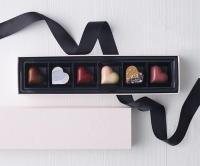 China Wedding Printing Packaging Box Bonbon Gift Box With Ribbon Tie for sale