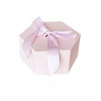 China FSC Custom Gift Packaging Heart Shape Gift Box for Women Birthday for sale