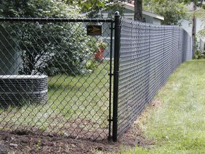 China B/Barbed selvedge Galvanized Chain-link fence Mesh/Cyclone Fence for sale