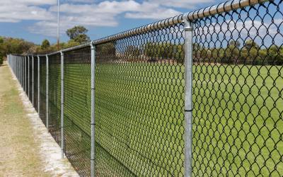 China Hot Dipped Galvanized Chain Link Panels,1.83mx15mx65x65mm,33.5kg for sale
