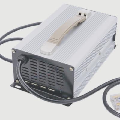 China Ultraportable Reusable Car Battery Chargers , Aluminum Alloy Truck Battery Charger for sale