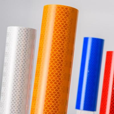 China Replacement 3930 Engineer Grade Prismatic Reflective Sheeting ASTM D 4956 Type VIII for sale