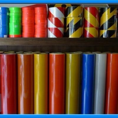 China Silver Self Adhesive Advertisement Grade Reflective Sheeting Radium Sheet Roll for sale