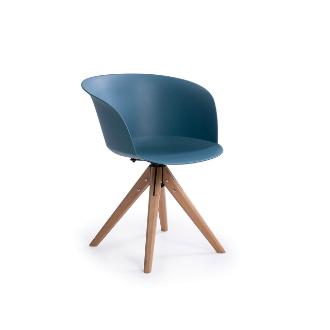 China Swivel Restaurant Dining Chairs PP Shell Tapered Solid Beech Wood Legs For Bistro for sale