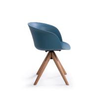 China Swivel Restaurant Dining Chairs PP Shell Tapered Solid Beech Wood Legs For Bistro for sale