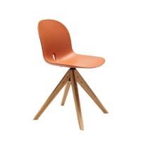 China Swivel Cafe Bistro Chair Nordic PP Seat Ergonomic With Solid Beech Wood Legs for sale