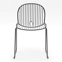 China Rounded Outdoor Chair And Table Metal Mesh Outdoor Chairs Stackable For Garden And Cafe for sale