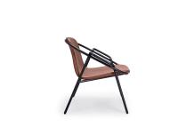 China Breathable Microfiber PU Leather Lounge Chair Avant Garde With High Resilience Foam for sale