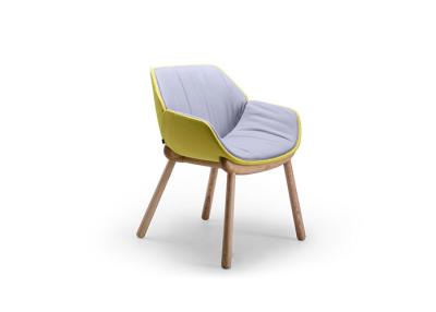 China Two Tone Shell Fabric Lounge Chair Ash Wood Legs Comfortable Customizable for sale