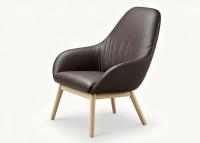 China Genuine Leather High Back Lounge Chair Ash Wood Legs Luxury For Hotel Office for sale