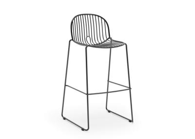 China Stackable Metal Wire Bar Stool Patio Chair Minimalist Stylish For Cafe Bar for sale