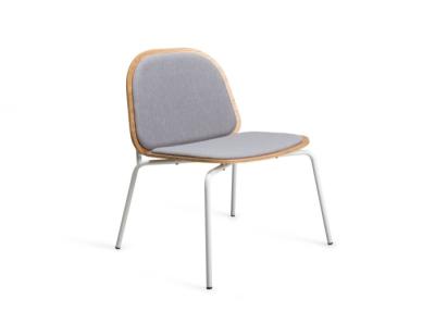 China Stackable Ash Commercial Lounge Chair High Stability Fabric Accent Chair for sale