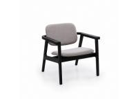 China Ash Wood Commercial Lounge Accent Chair Fabric Cushion For Hotel Office for sale