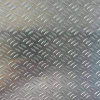 China 1060 Aluminum Tread Plate 0.8mm-10mm Thickness 4x8 Diamond Plate for Industrial Applications for sale