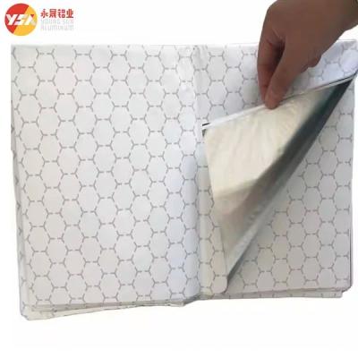 China 25x35cm 30x30cm Aluminium Foil Burger Wrap Paper - Alloy 8011 with 7 Micron Foil and Honeycomb Design for sale