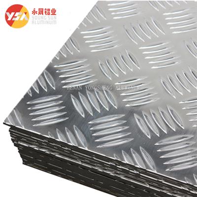 China 5052 H32 Anti-Slip Aluminum Checkered Plate 3mm Weldable Corrosion Resistant Lightweight Tread Plate for Truck Bed for sale