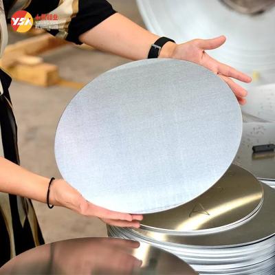 China Aluminum Circle 1050 1060 3003 100mm-1200mm Lampshade Building Disc Customizable for sale