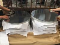 China Aluminum Circle 1050 1060 3003 0.2-6.0mm Diameter 100-1800mm for Cookware Bottles Automotive for sale