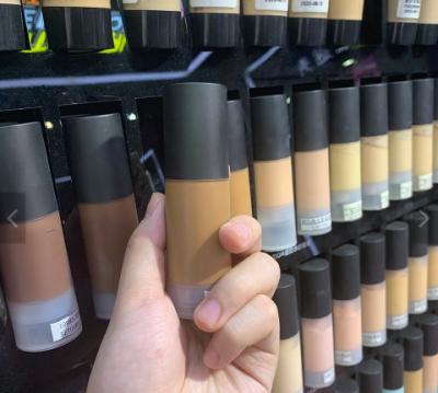 China Full Coverage Organic Vegan Waterproof Makeup Liquid Foundation For Black Skin Women for sale