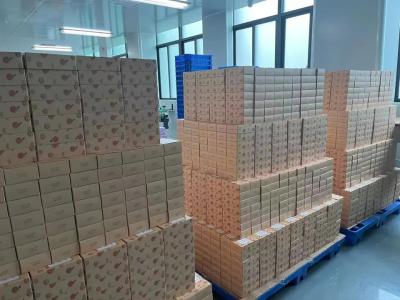 China Private Brand VC Vitamin Mask To Carry Bright Color Of Skin Hydrating Patch Fruit Facial Mask for sale