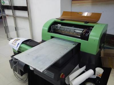 China LED 3D UV Flatbed Printer 100W Digital Flatbed with EPSON DX5 Print Head for sale