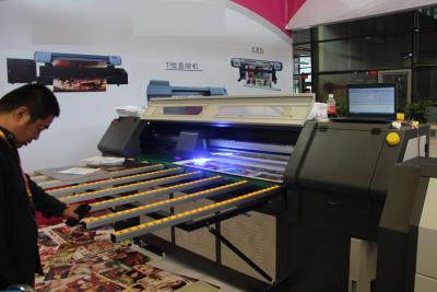 China High Resolution 1440 DPI Roll To Roll Screen Printing Machine For Plexiglass Board for sale